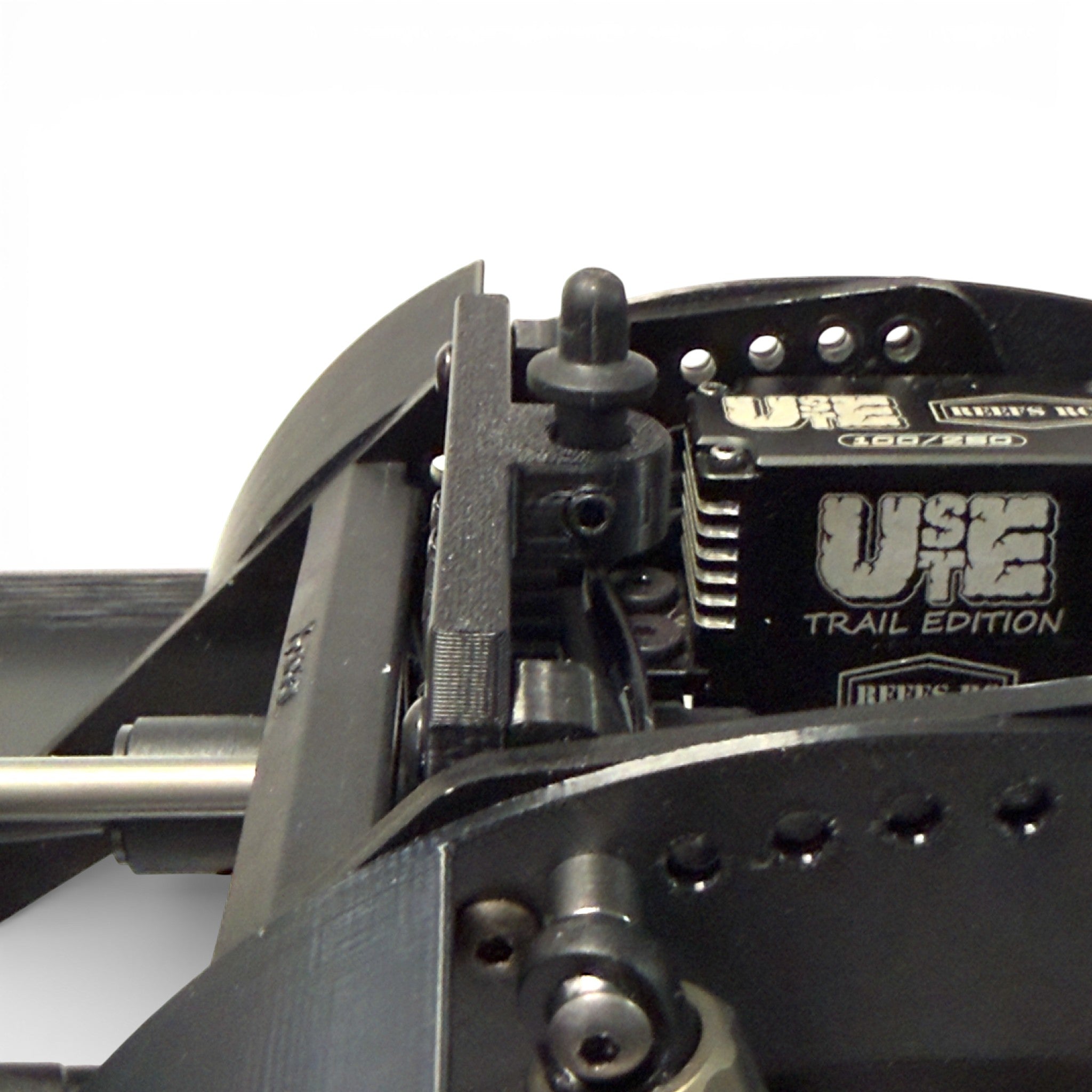 Front & Center Body Mount (Fits Axial® SCX10 Pro) (STL) – DSM Off-Road